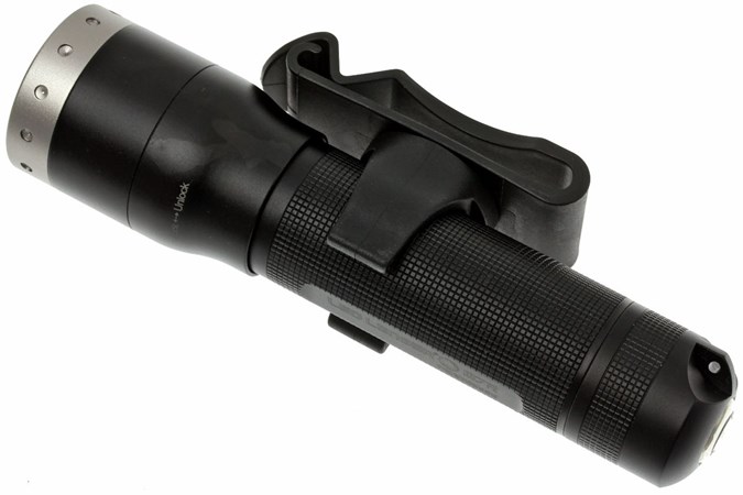 Ledlenser M7R.2 | Advantageously shopping at Knivesandtools.com
