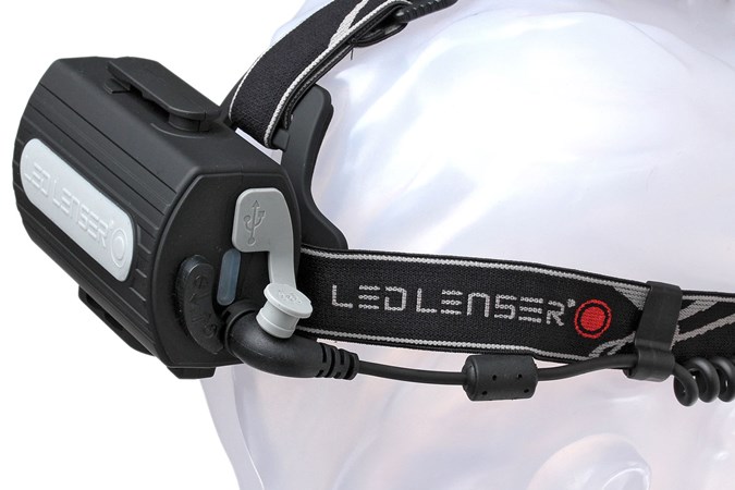 Ledlenser XEO19R White | Advantageously shopping at Knivesandtools.com